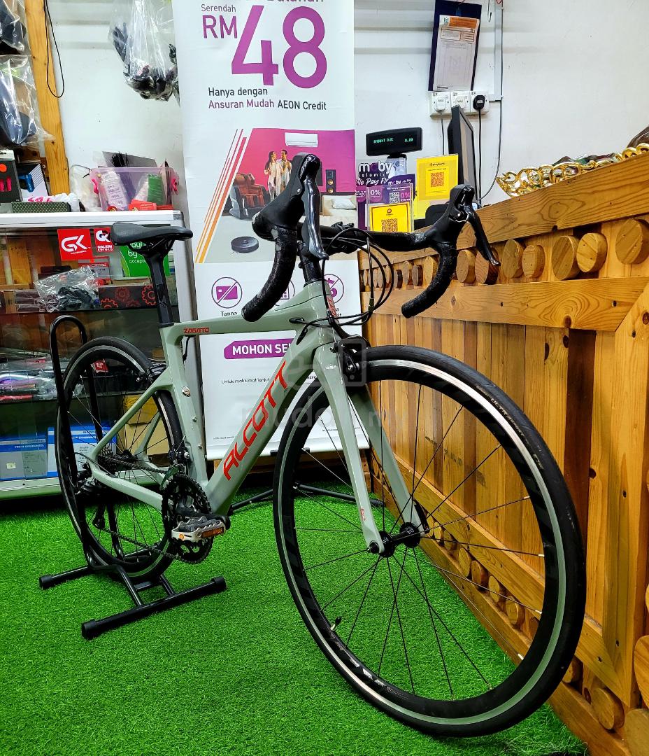 Road Bike ALCOTT ZAGATO S Frame CARBON Sports Outdoors for sale in Bangi Selangor
