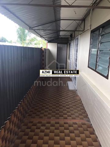Semi-Detached House for Sale, 10 Bedroom, 2300 sq.ft, Kuching, Sarawak ...