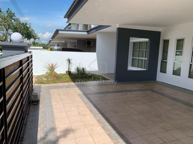 2-storey Terraced House for Rent, 4 Bedroom, 1500 sq.ft, Kuching ...