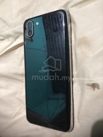 sharp aquos r2 - Mobile Phones & Gadgets for sale in Pasir Puteh, Kelantan