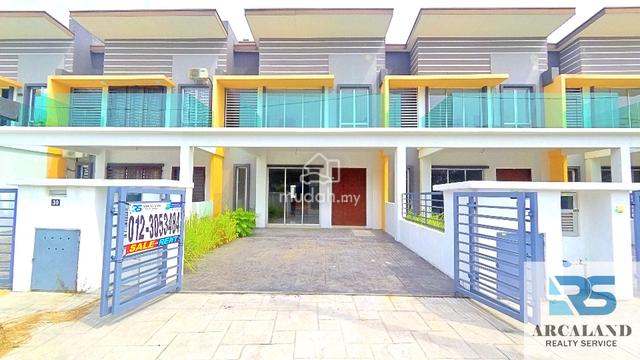 2-storey Terraced House for Sale, 4 Bedroom, 2196 sq.ft, Salak Tinggi ...