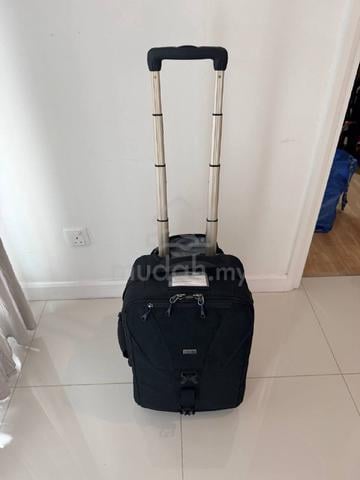 Think Tank Airport TakeOff V2.0 – LIKE NEW! - Cameras & Photography for ...