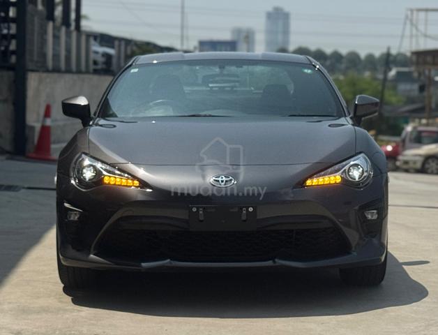 2020 Toyota 86 MANUAL 2.0L 【GREY】 - Cars for sale in Johor Bahru, Johor