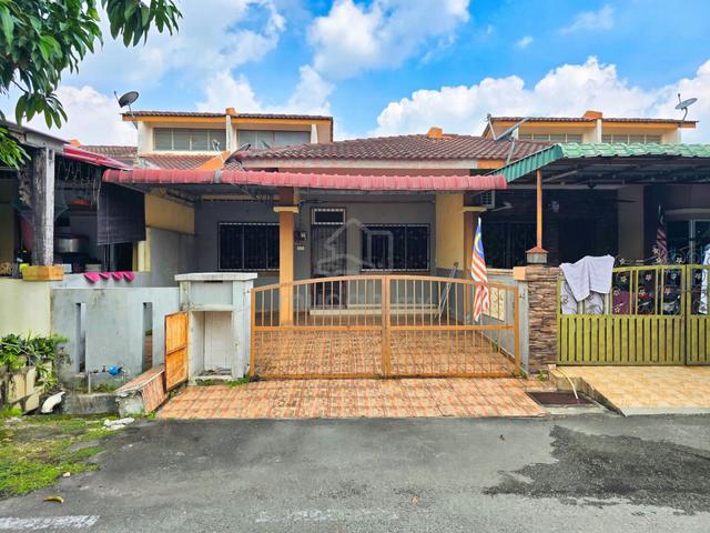 1-storey Terraced House for Sale, 3 Bedroom, 1200 sq.ft, Salak Tinggi ...