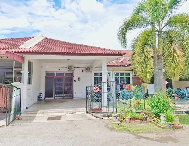1-storey Terraced House for Sale, 3 Bedroom, 1680 sq.ft, Bukit Rambai ...