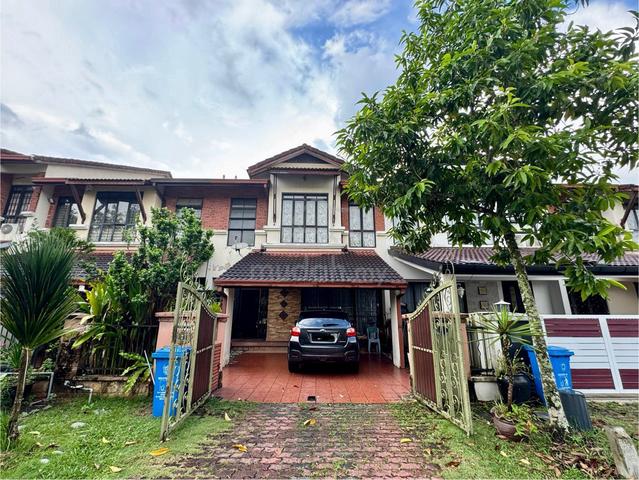 2-storey Terraced House for Sale, 4 Bedroom, 2200 sq.ft, Bukit Jelutong, Selangor | Mudah.my