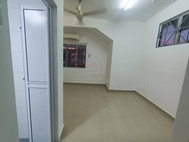 2-storey Terraced House for Rent, 4 Bedroom, 1500 sq.ft, USJ, Selangor ...