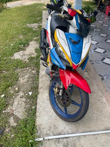 yamaha lc v4 - Motorcycles for sale in Kota Kinabalu, Sabah