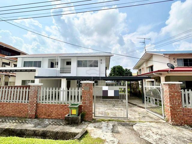 Semi-Detached House for Sale, 4 Bedroom, 2000 sq.ft, Miri, Sarawak ...