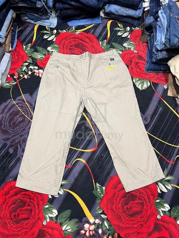 seluar slack big saiz dockers - Clothes for sale in Parit Raja, Johor