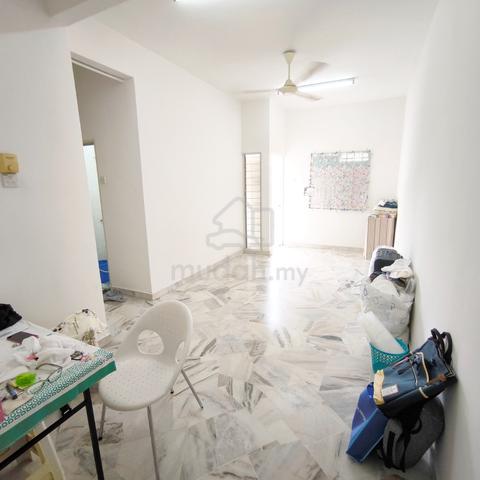 Flat for Sale, 3 Bedroom, 731 sq.ft, Apartment Taman Malinja, Bukit ...