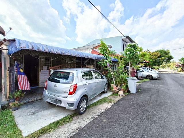 1-storey Terraced House for Sale, 3 Bedroom, 1097 sq.ft, Merlimau ...