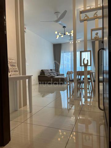 Condominium for Rent, 3 Bedroom, 1200 sq.ft, Queens Residences @ Queens ...