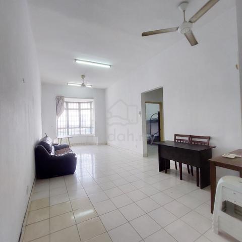 Condominium for Rent, 3 Bedroom, 920 sq.ft, Angkasa Condominiums ...