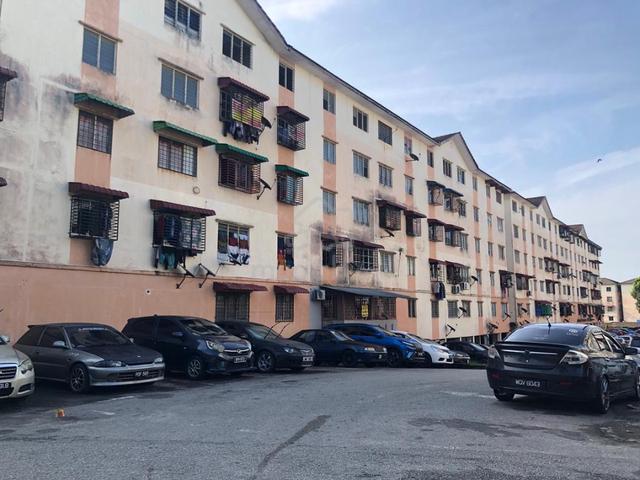 Apartment for Sale, 3 Bedroom, 650 sq.ft, Teratai Apartment (Taman ...