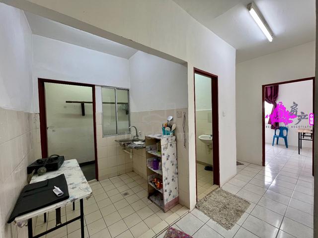 Apartment for Rent, 3 Bedroom, 850 sq.ft, Angkasa Apartment, Kota ...