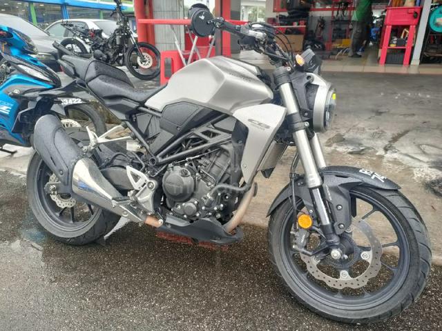 HONDA CB250R NAKED mt25 -tip top 100% ori - Motorcycles for sale in Petaling Jaya, Selangor