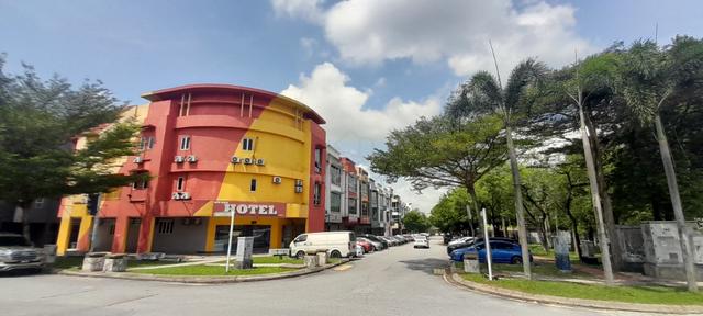 Shop lot for Sale, 3300 sq.ft, Putra Heights, Selangor 106624704 | Mudah.my