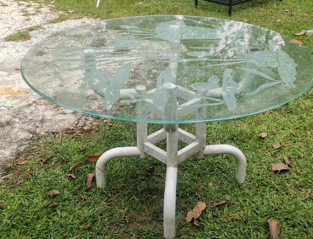 meja kaca bulat - Furniture & Decoration for sale in Sungai Petani, Kedah