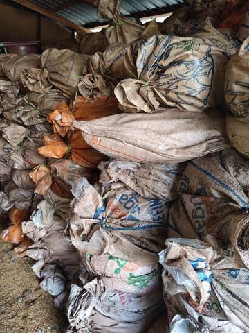 Sekam padi usang Dan mentah guni besar - Others for sale in Padang ...