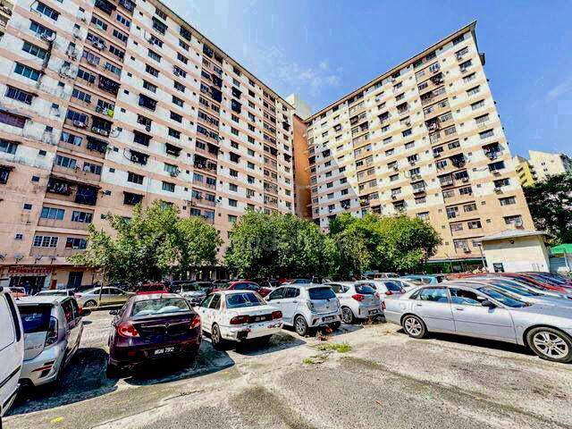 Apartment for Sale, 3 Bedroom, 650 sq.ft, Mutiara Magna, Kepong, Kuala ...