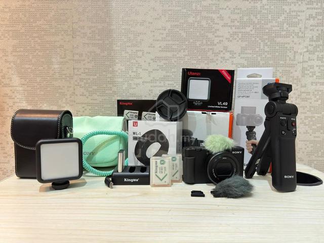 Sony Z-V1 - Cameras & Photography for sale in Melaka Tengah, Melaka