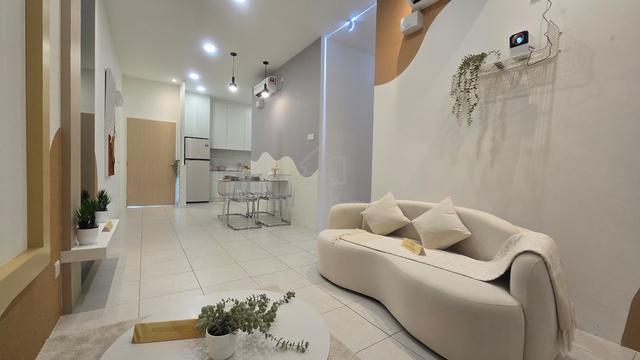 Service Residence for Sale, 3 Bedroom, 850 sq.ft, Sentrio Residences ...