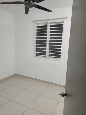 Condominium for Rent, 3 Bedroom, 1230 sq.ft, Bayu Sentul Condominium ...