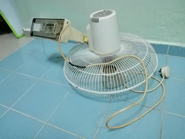 Vintage KDK Wall Fan - Home Appliances & Kitchen for sale in Petaling ...