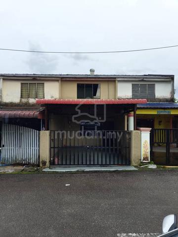 2-storey Terraced House for Rent, 3 Bedroom, 900 sq.ft, Ulu Tiram ...