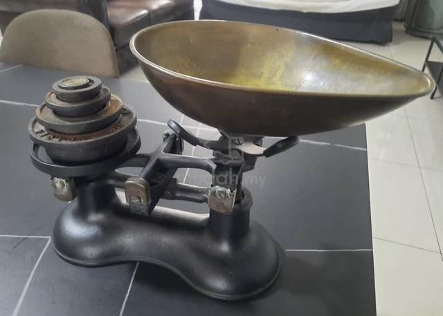 Vintage Weighing Scale (decorative) - Hobby & Collectibles for sale in ...