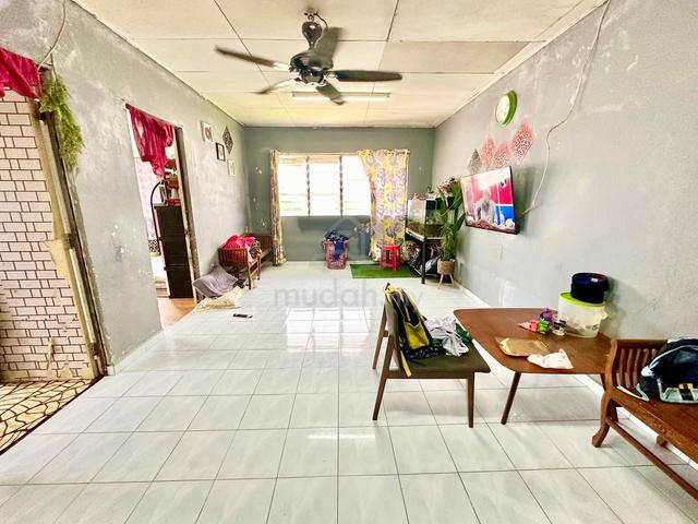 Flat for Sale, 2 Bedroom, 742 sq.ft, Flat PKNS Seksyen 24 Shah Alam ...