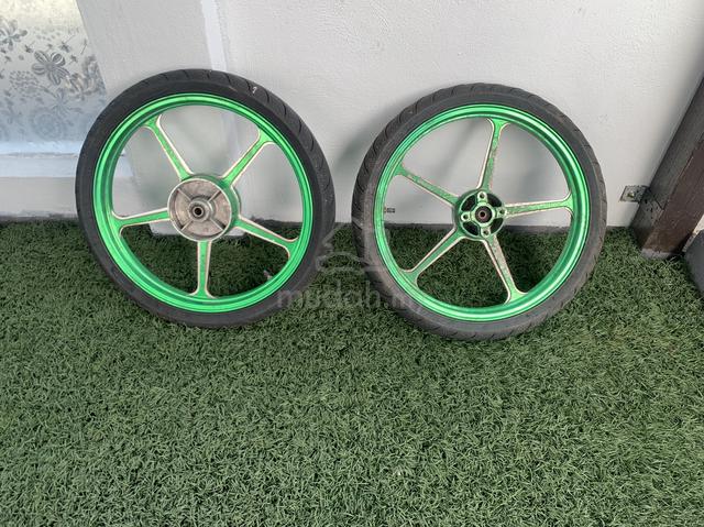 Rim Fg + Tayar - Motorcycle Accessories & Parts for sale in Seremban ...