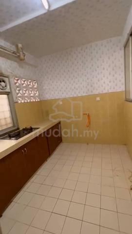Apartment for Rent, 3 Bedroom, 700 sq.ft, Mutiara Magna, Kepong, Kuala ...