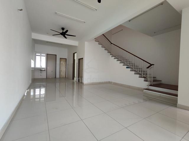 2-storey Terraced House for Sale, 4 Bedroom, 1980 sq.ft, Port Klang ...