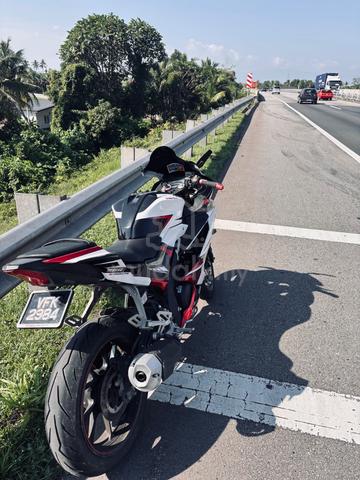 Yamaha R15 V3 - Motorcycles for sale in Jitra, Kedah 113763485 | Mudah.my