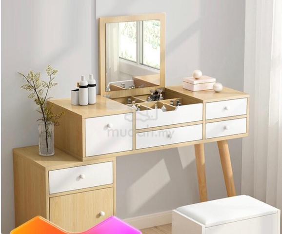 Dressing Table with Foldable Mirror - Furniture & Decoration for sale ...