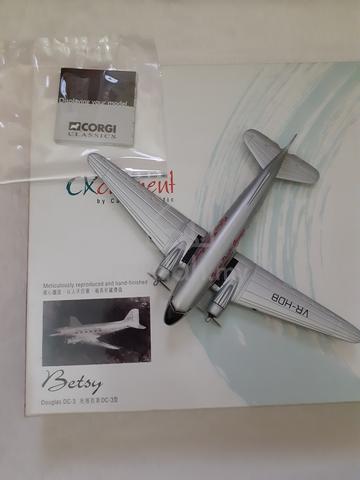 Vintage Limited "Douglas DC-3" Rare Aircraft Model - Hobby ...