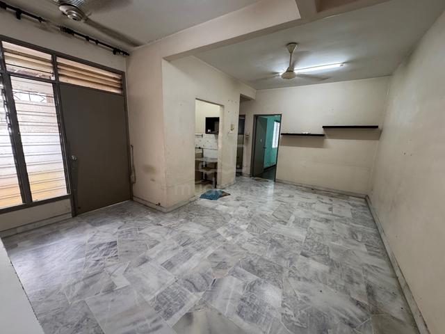 Apartment for Sale, 3 Bedroom, 784 sq.ft, Goodyear Court 6, Subang Jaya ...