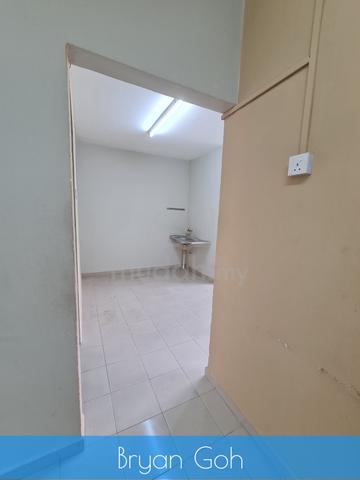 Apartment for Rent, 2 Bedroom, 550 sq.ft, Pangsapuri Pelangi ...