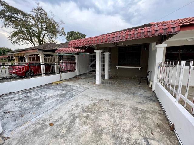 1-storey Terraced House for Rent, 3 Bedroom, 1300 sq.ft, Permas Jaya ...