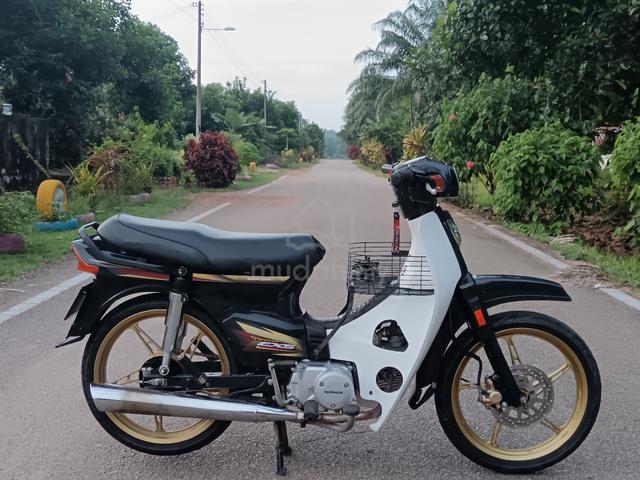 Honda EX5 Dream - Motorcycles for sale in Bahau, Negeri Sembilan