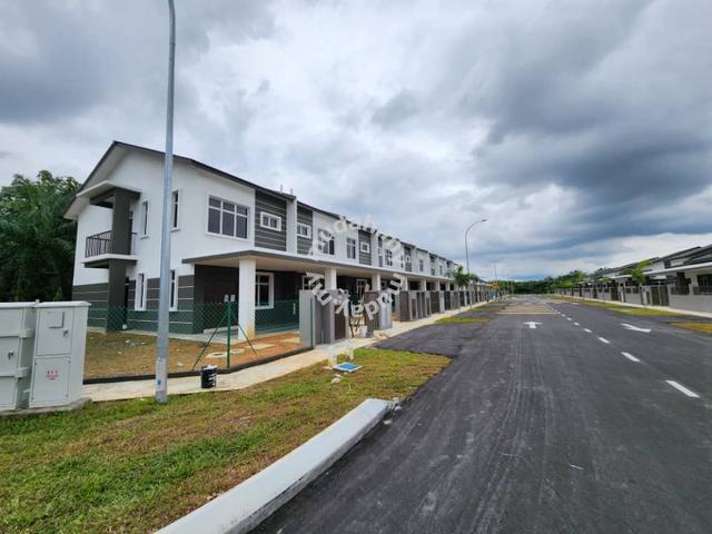 New 2-storey Terraced House for Sale, 4 Bedroom, 1900 sq.ft, Shah Alam ...