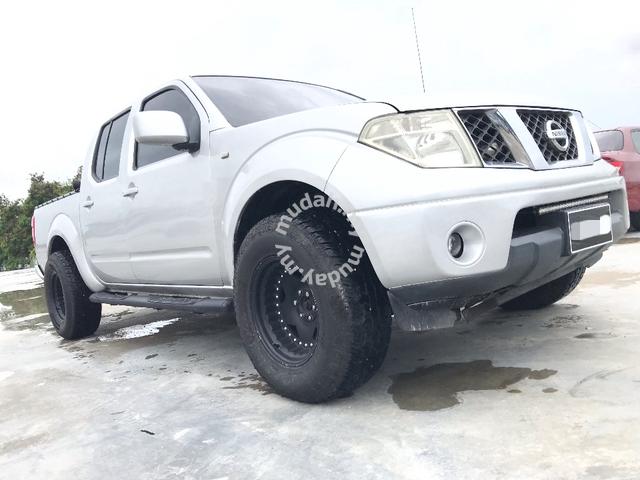 Nissan NAVARA 2.5 SE 4WD(M)LEATHER SEAT/17"SSR RIM - Cars for sale in ...