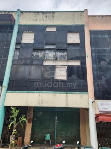 Shop lot for Sale, 1400 sq.ft, Cheng, Melaka 113889398 | Mudah.my