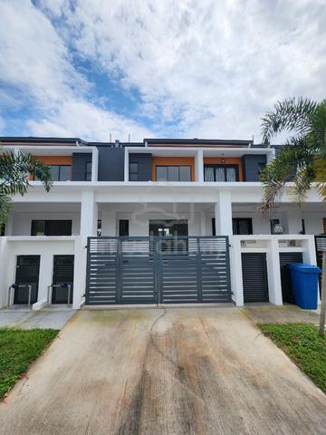 2-storey Terraced House for Sale, 3 Bedroom, 1535 sq.ft, Telok Panglima ...