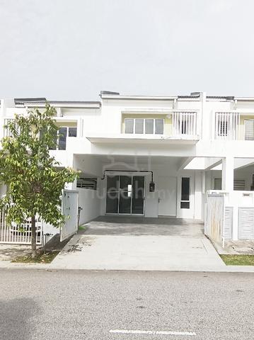 2-storey Terraced House for Rent, 4 Bedroom, 2100 sq.ft, Labu, Negeri Sembilan | Mudah.my