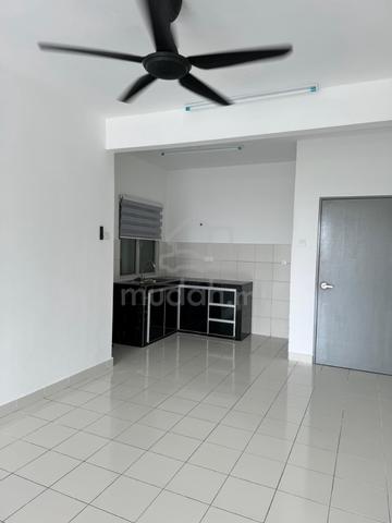 Condominium for Rent, 3 Bedroom, 900 sq.ft, Seri Serindit Residence ...