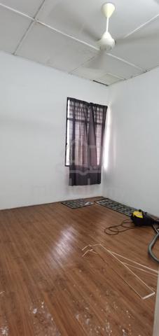 Flat for Sale, 2 Bedroom, 645 sq.ft, Rumah Pangsa Taman Layang-Layang ...