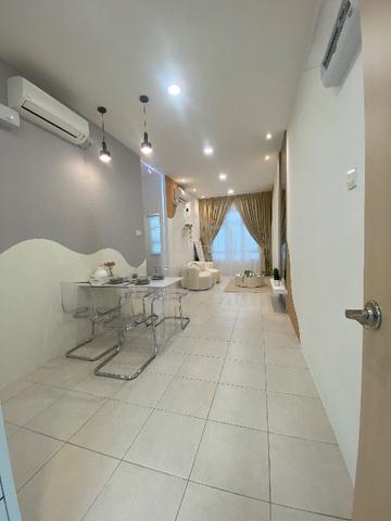 New Apartment for Sale, 3 Bedroom, 850 sq.ft, Sentrio Senai, Senai ...